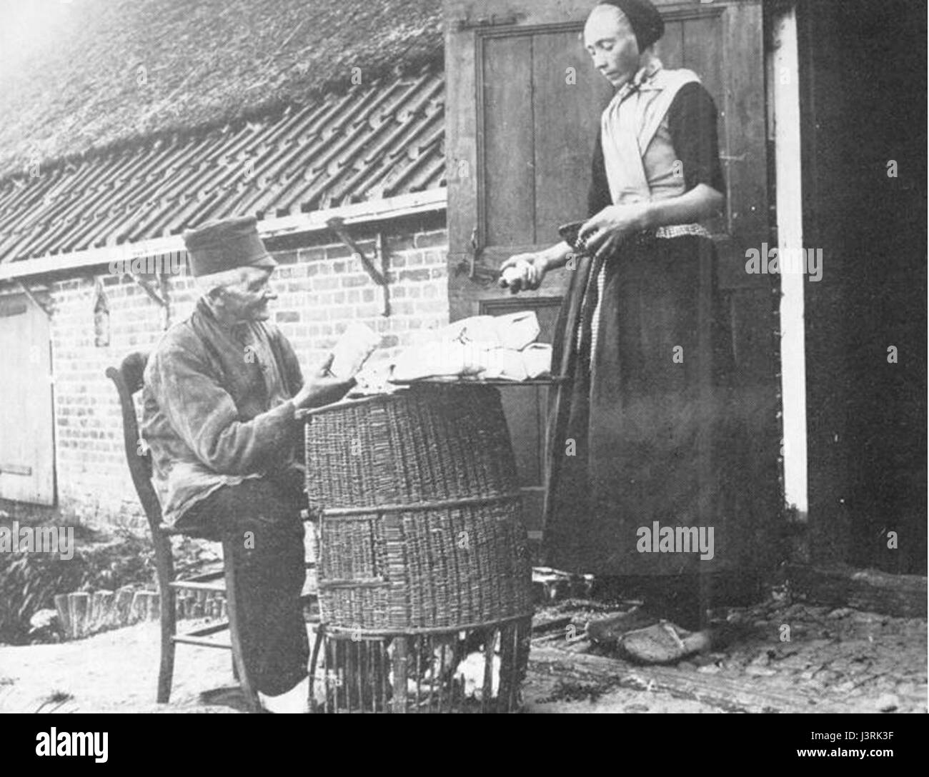 Kiepkerl is a term that refers to a traditional character in German ...