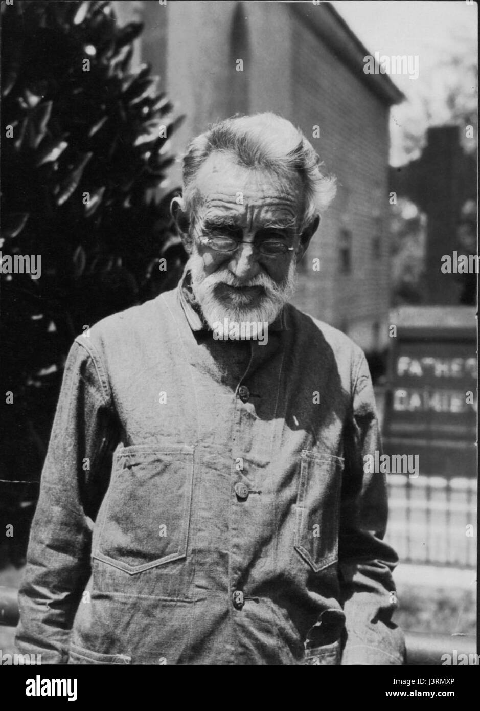 Joseph dutton hi-res stock photography and images - Alamy