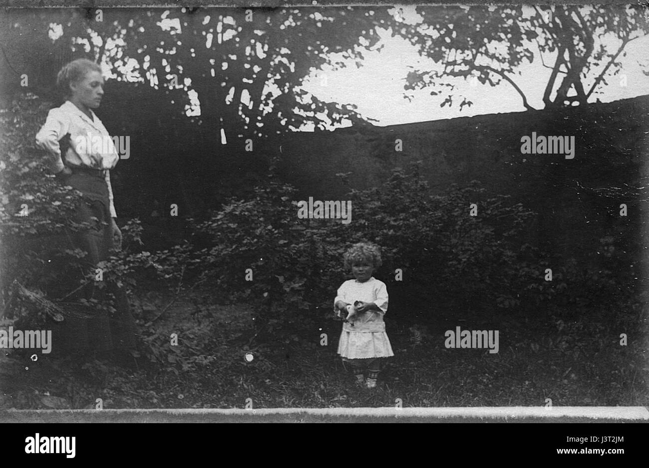 Kleine Marie is a German silent film from 1920, showcasing the early ...