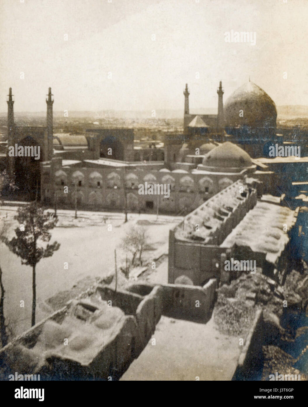 Vintage photo of isfahan hi-res stock photography and images - Alamy