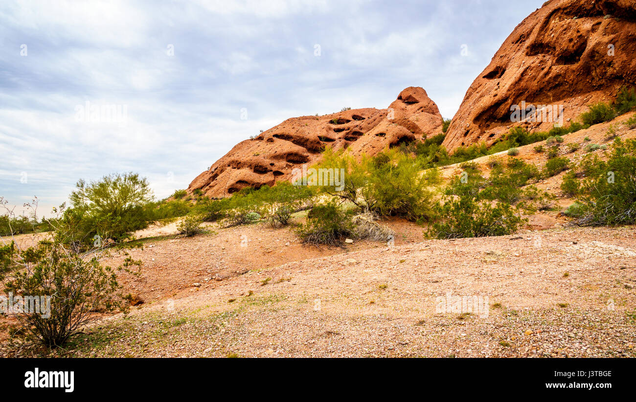 Erosion of the Red Sandstone Buttes created interesting Rock Formations ...
