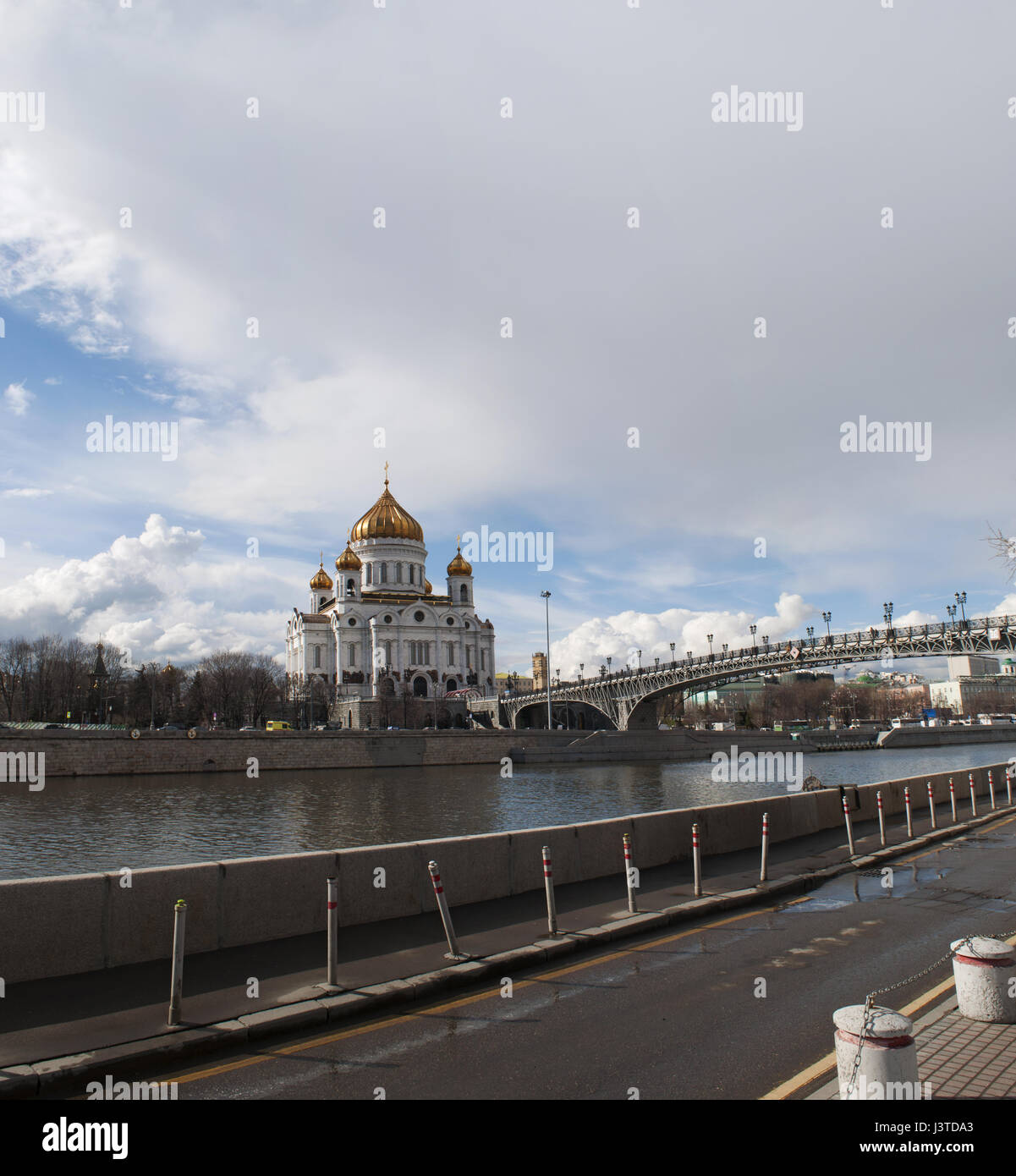 Cathedral of Christ the Saviour, the tallest Orthodox Christian church ...