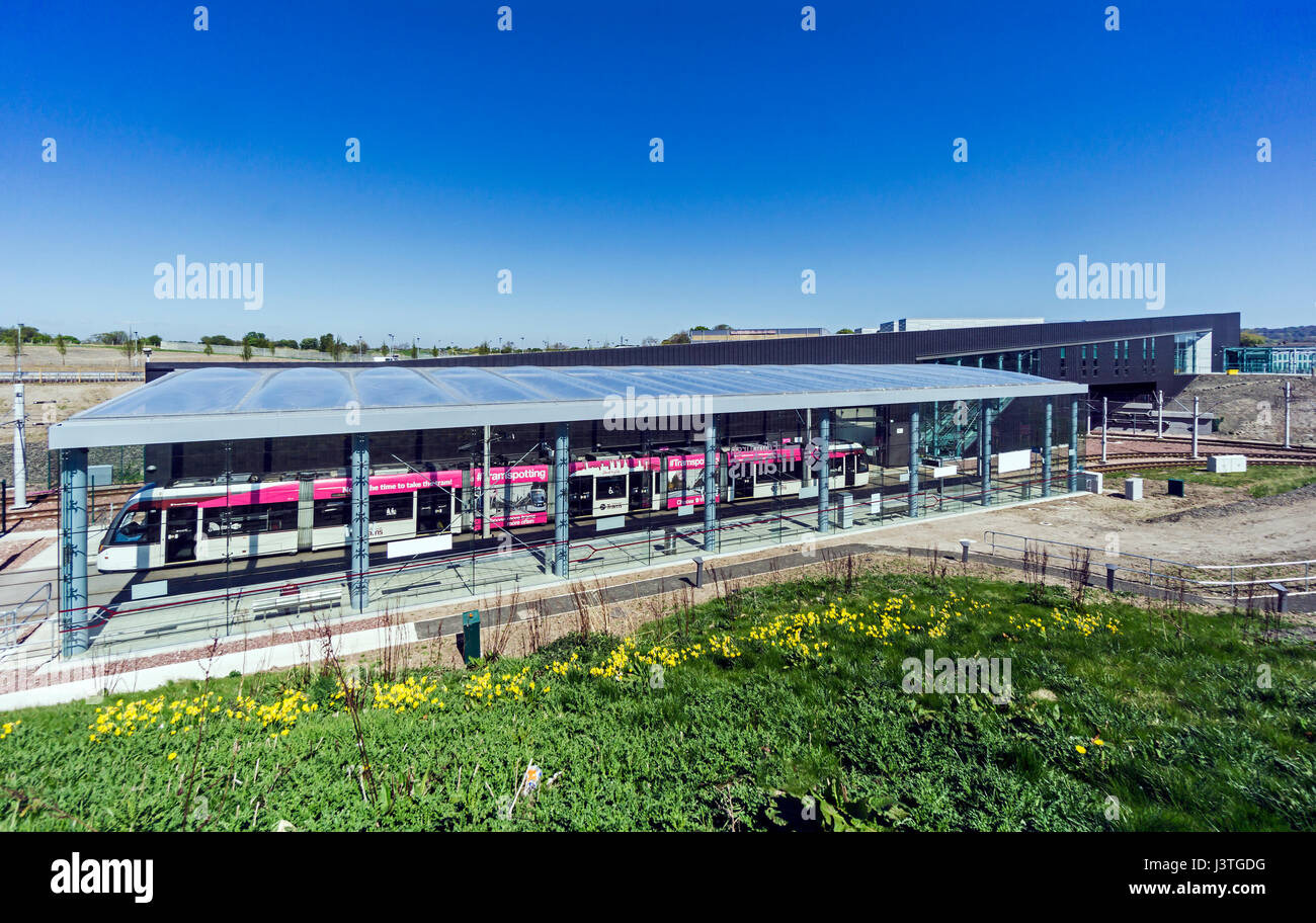 Transport for Edinburgh tram at Edinburgh Gateway tram stop in ... Transport for Edinburgh tram at Edinburgh Gateway tram stop in ...