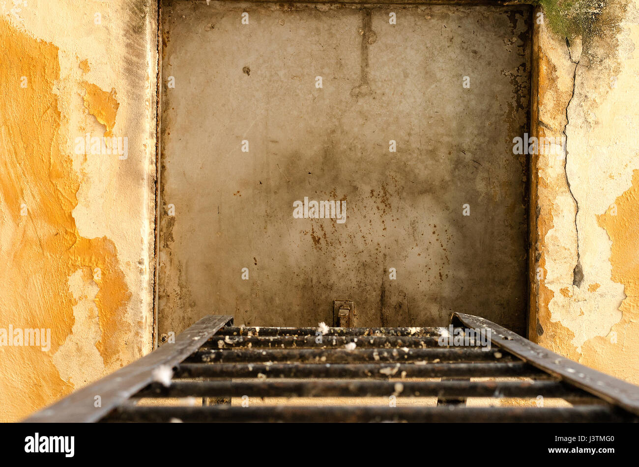 Fire Escape Steel Ladder Stock Photo - Alamy