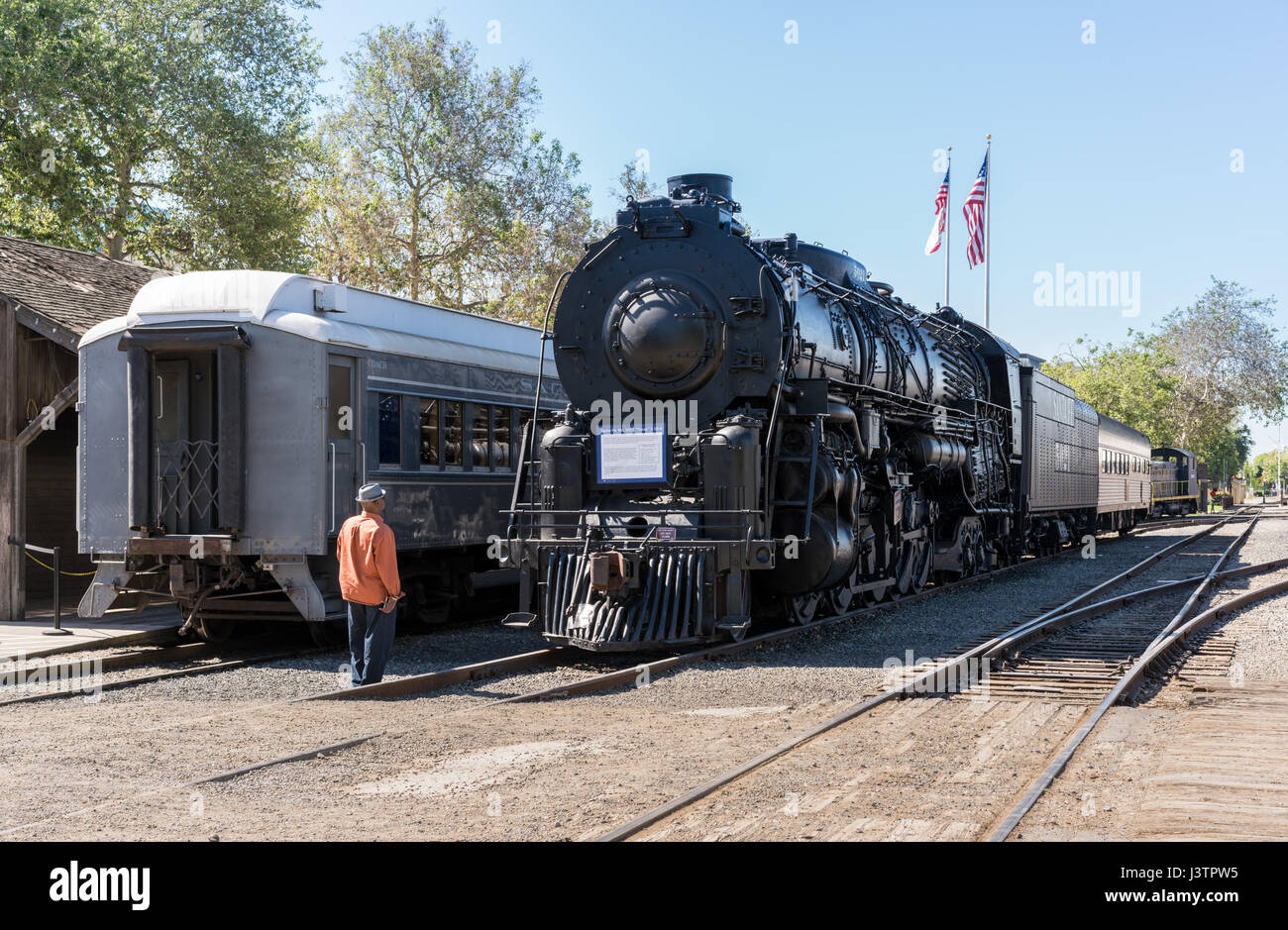 Old santa fe railroad hi-res stock photography and images - Alamy