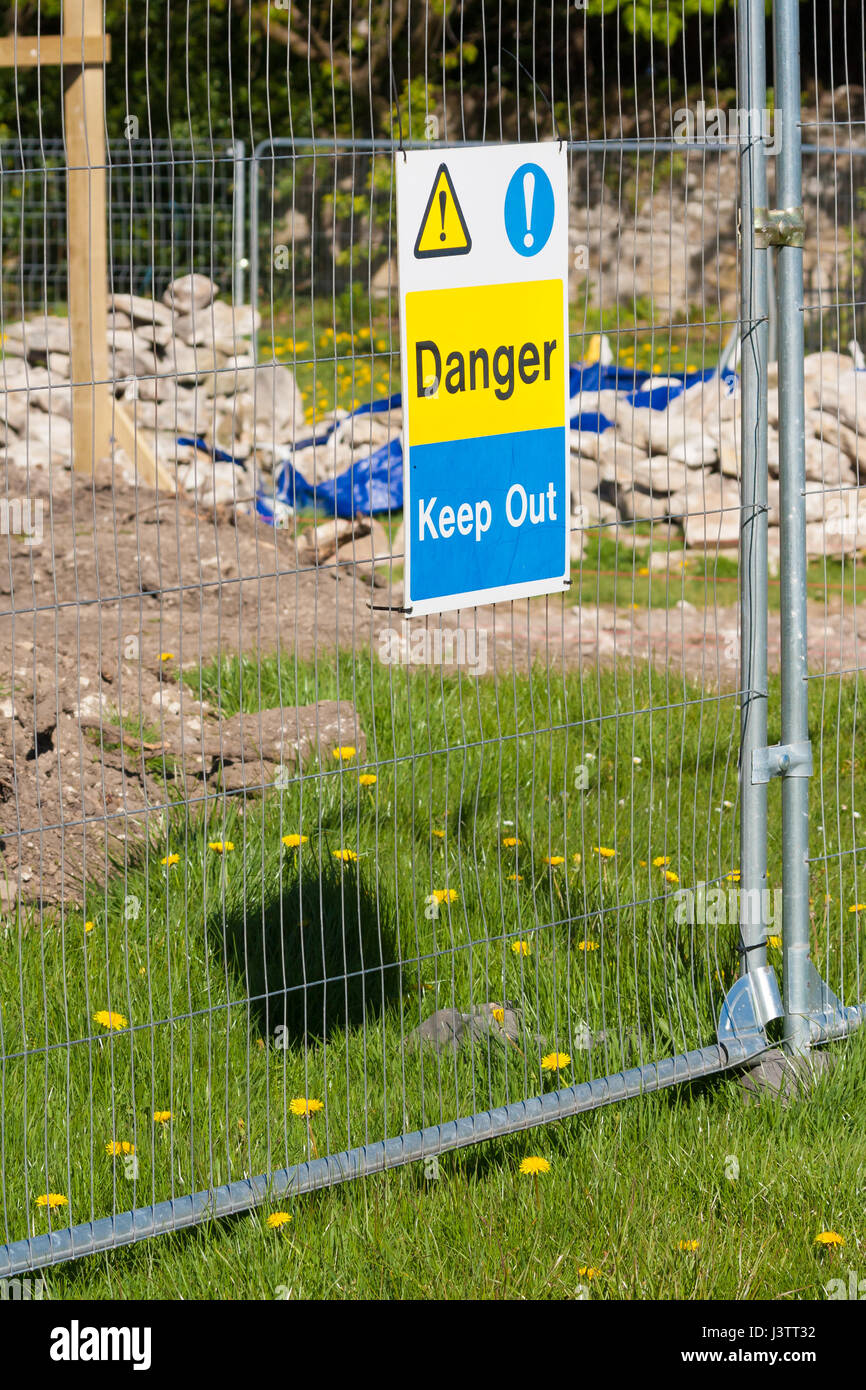 danger keep out Stock Photo - Alamy