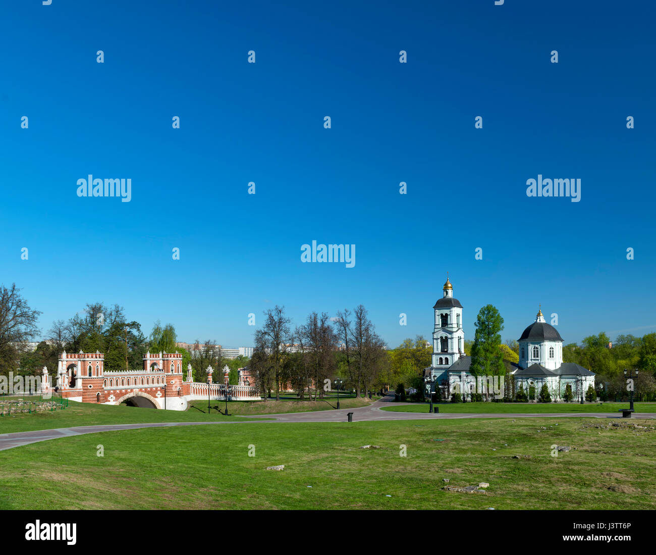 Temple of Our Lady Mary icon in Tsaritsyno park Stock Photo - Alamy