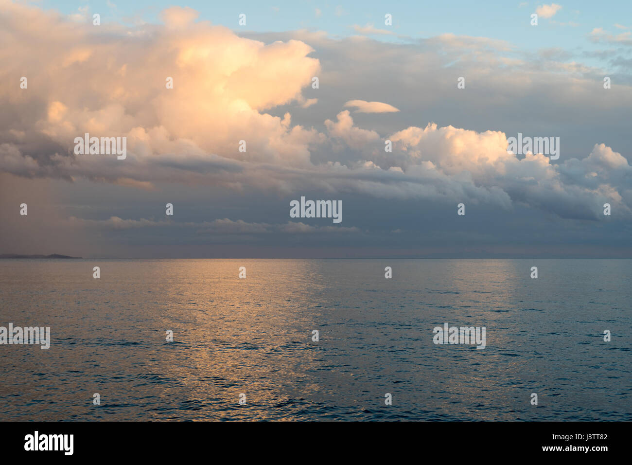 Tyrrhenian Sea, off the coast of Tuscany Stock Photo - Alamy