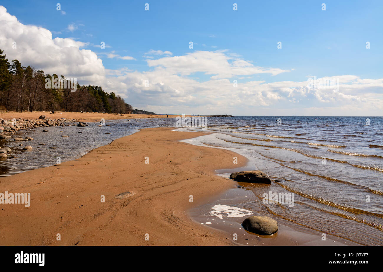 Sunny day in may on the Gulf coast Stock Photo - Alamy