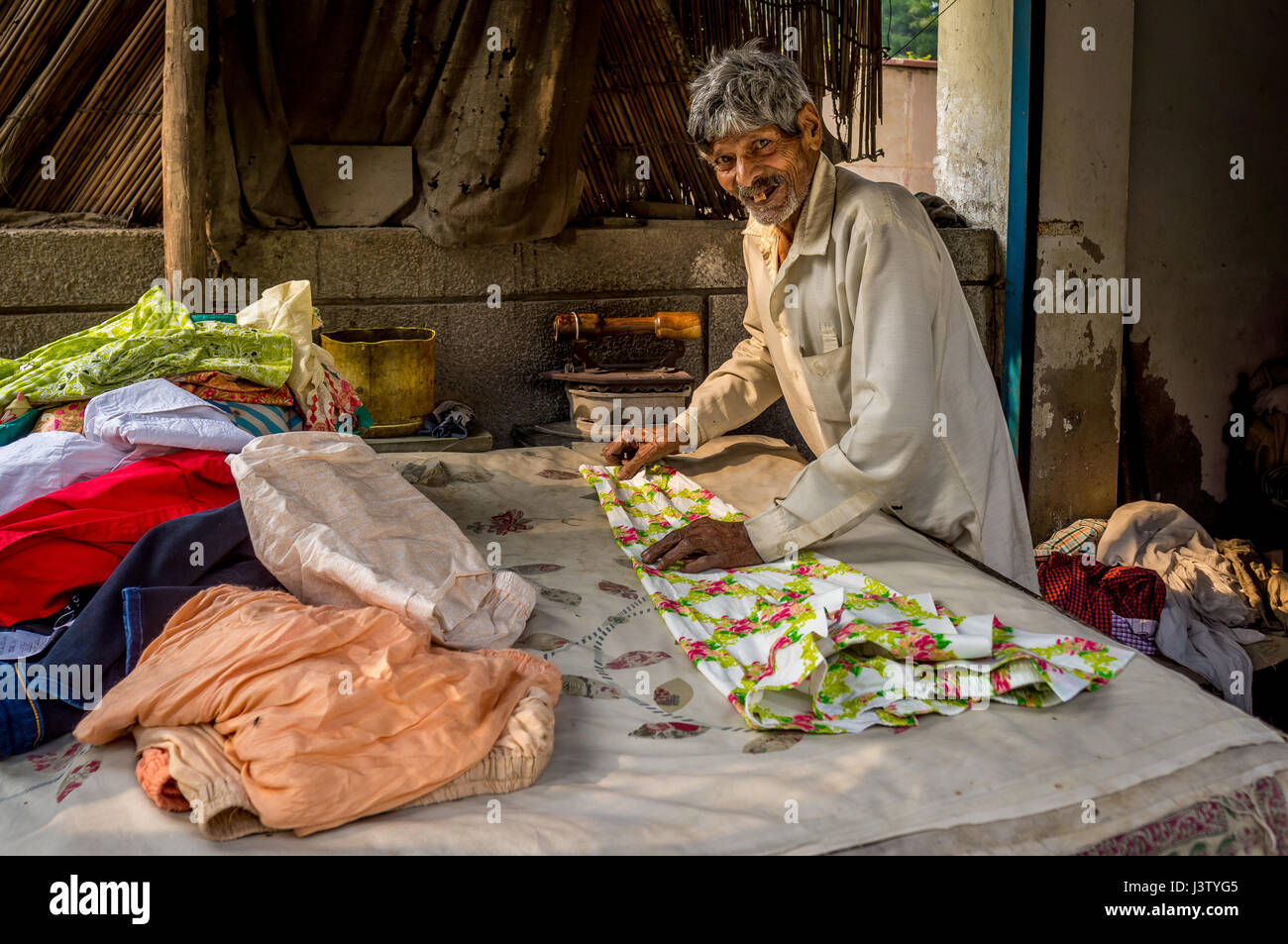 Defence colony,delhi hi-res stock photography and images - Alamy