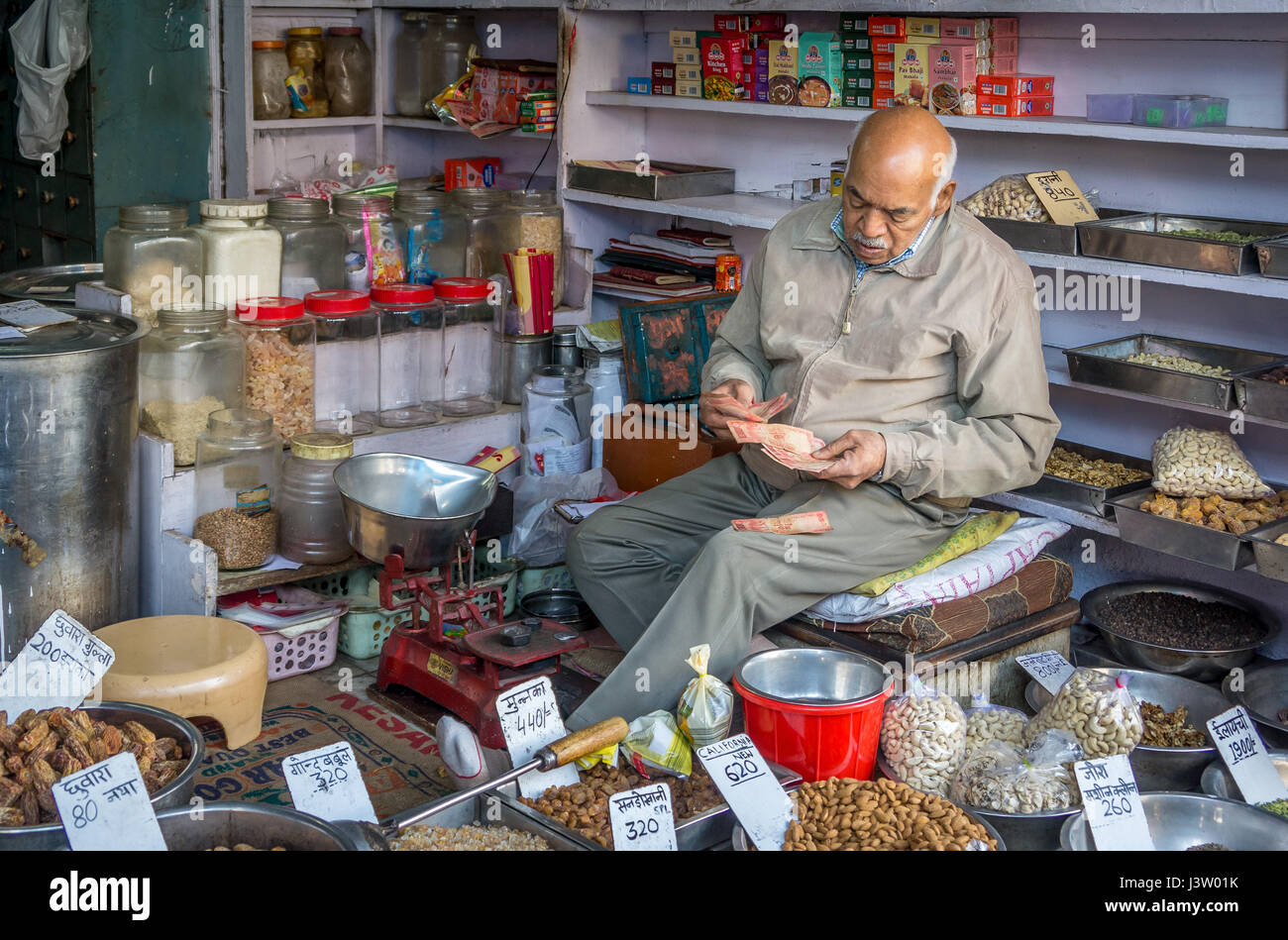 Counting out hi-res stock photography and images - Alamy