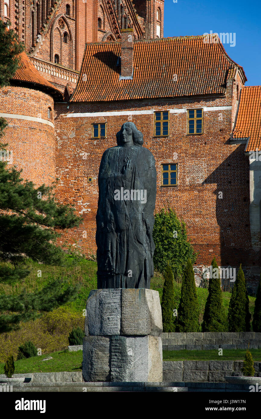Monument of Nicolaus Copernicus and a gothic Archcathedral Basilica of ...