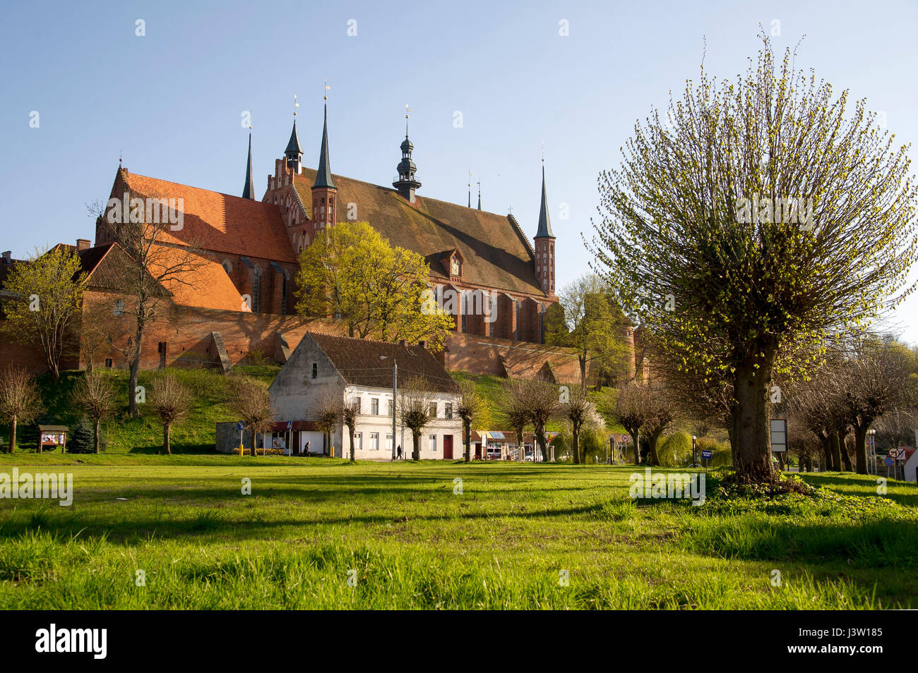 Gothic Archcathedral Basilica of the Assumption of the Blessed Virgin ...