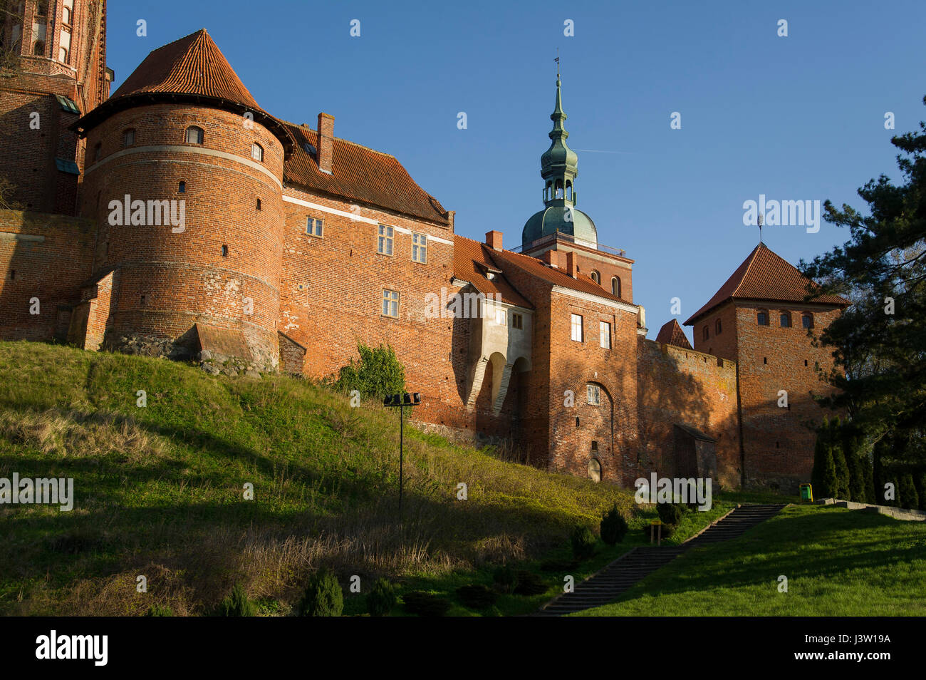 Gothic Archcathedral Basilica of the Assumption of the Blessed Virgin ...