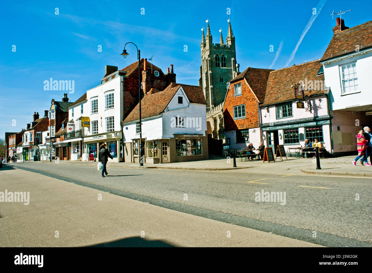 High street and St Mildreds Church Tenterden, Kent Stock Photo - Alamy