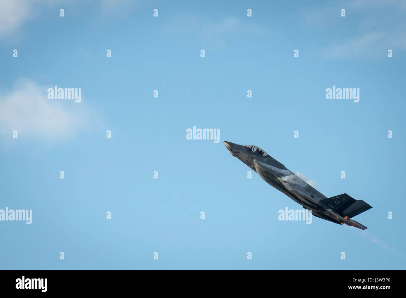 A U.S. Air Force F-35 Lightning II fighter aircraft flies an aerial ...