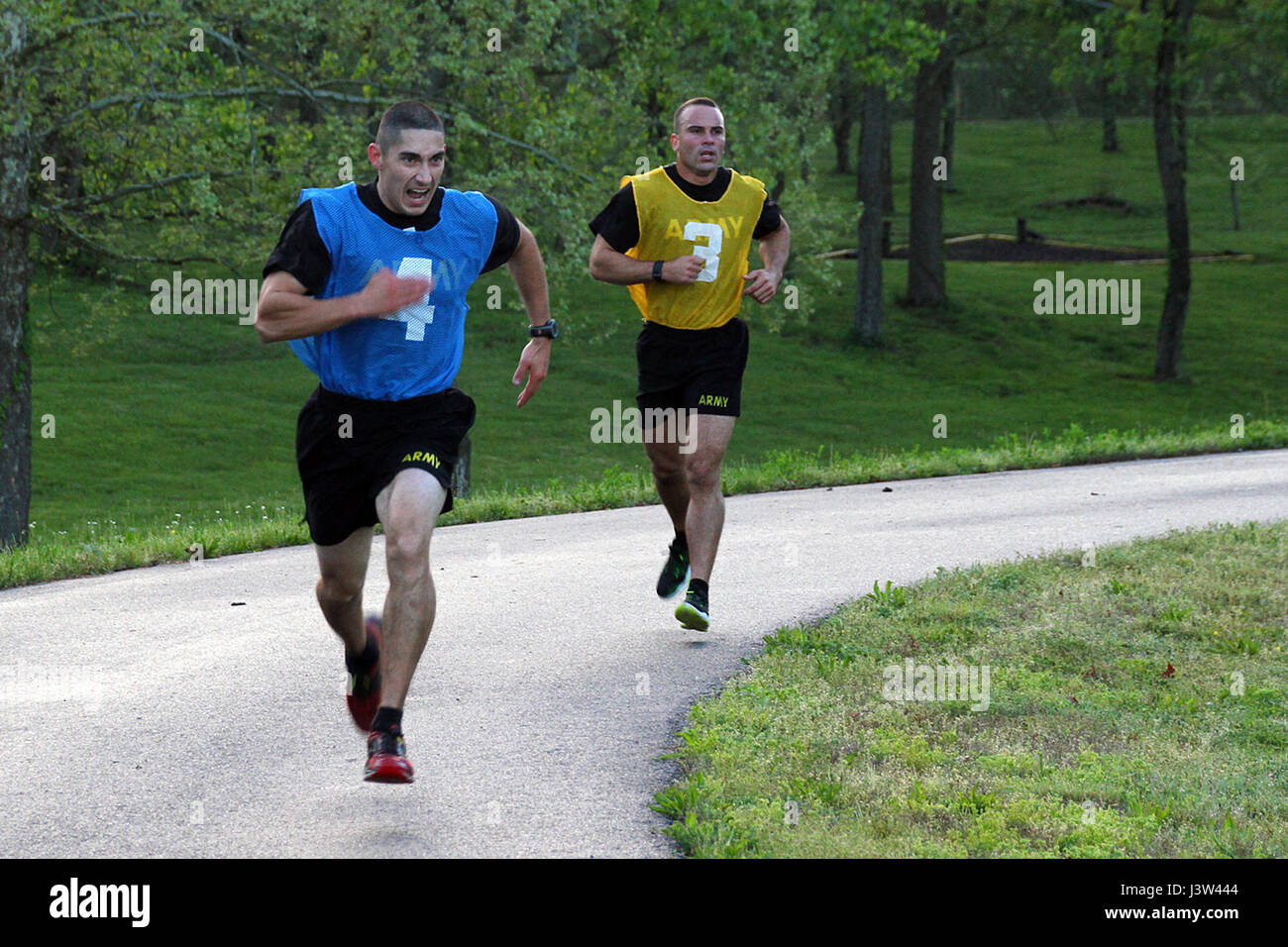 Spc. Manuel Vallejo (left from the Florida National Guard and Spc ...