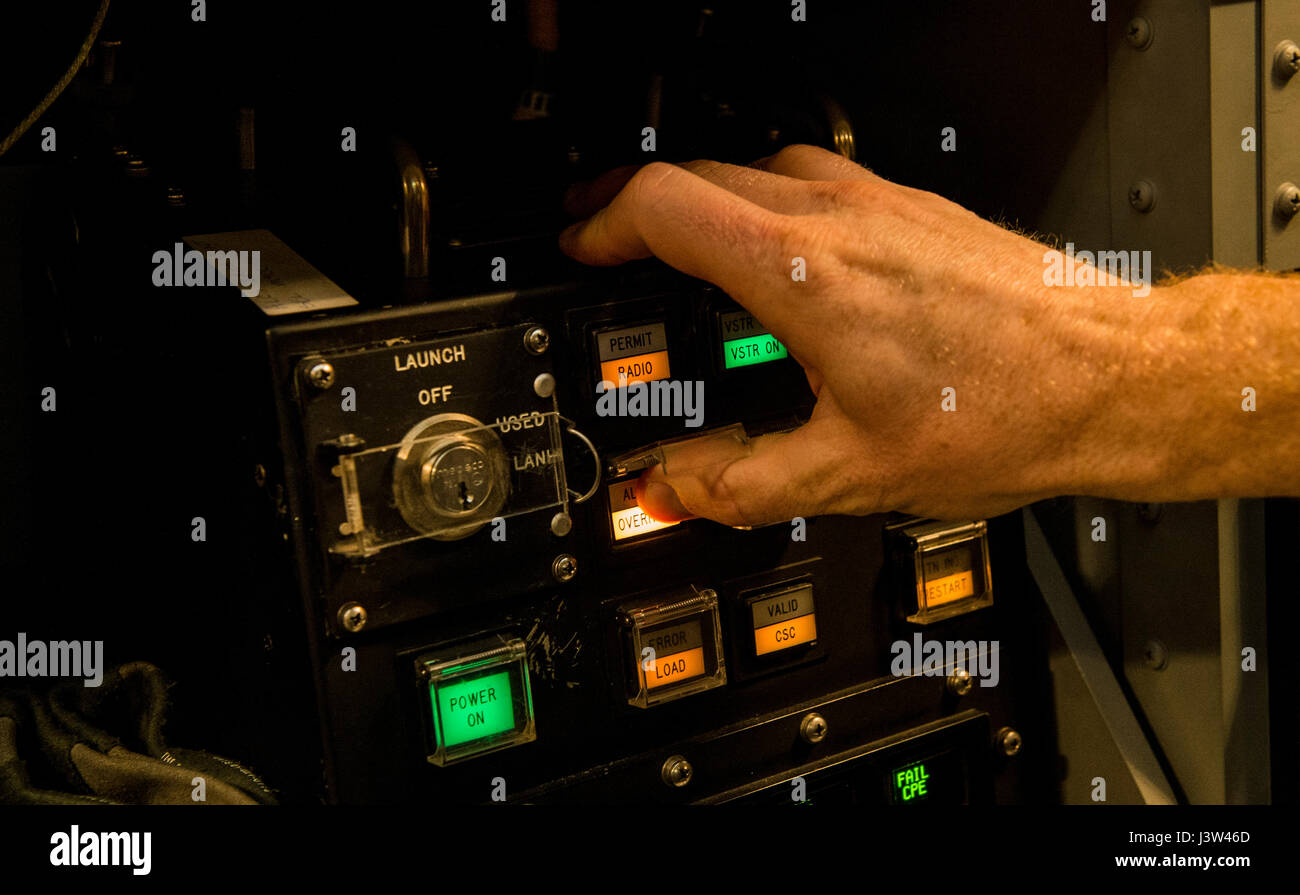 Deputy missile combat crew hi-res stock photography and images - Alamy