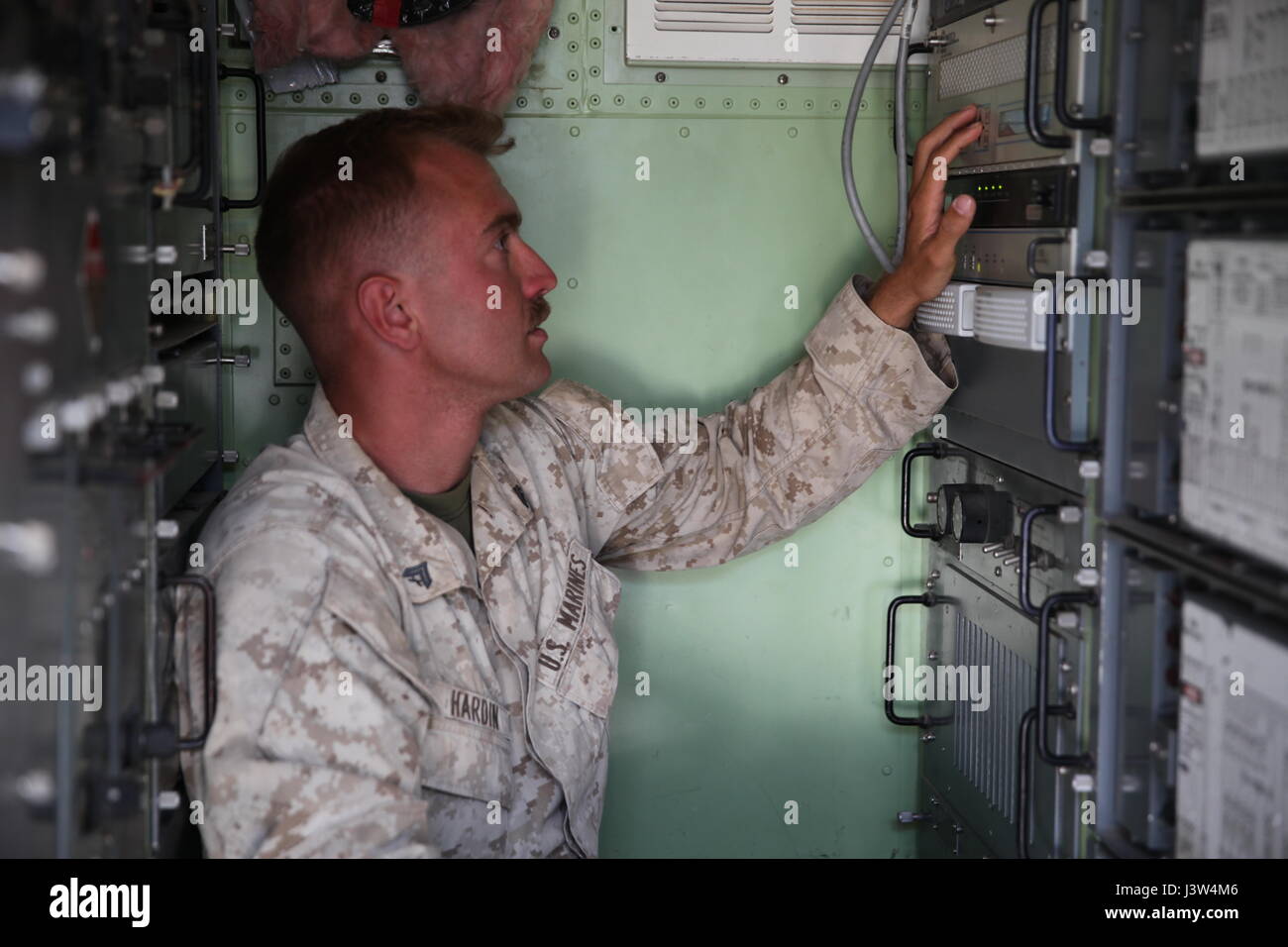 Tropospheric scatter microwave radio hi-res stock photography and ...