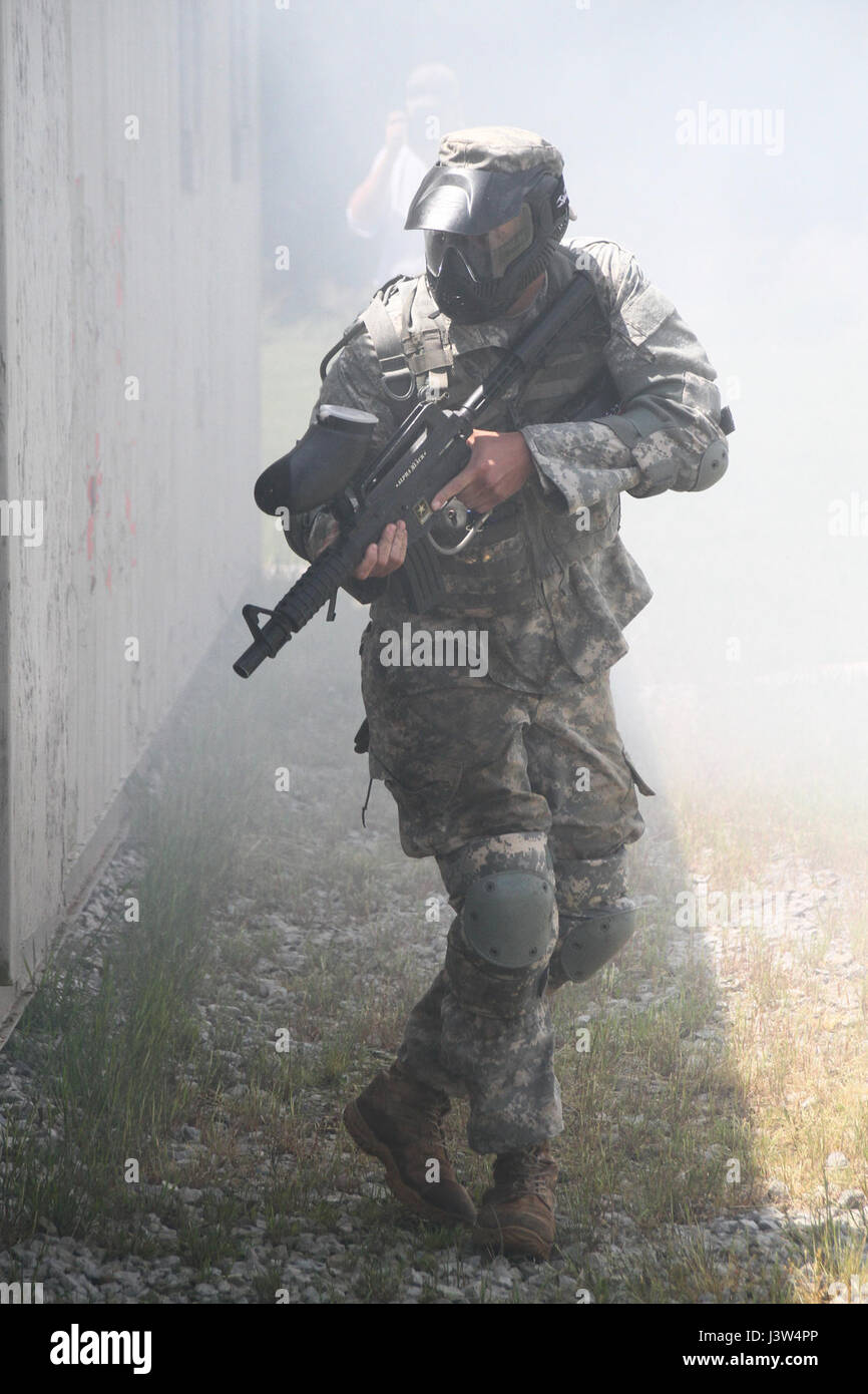 National Guard Soldiers compete in the Region III Best Warrior ...