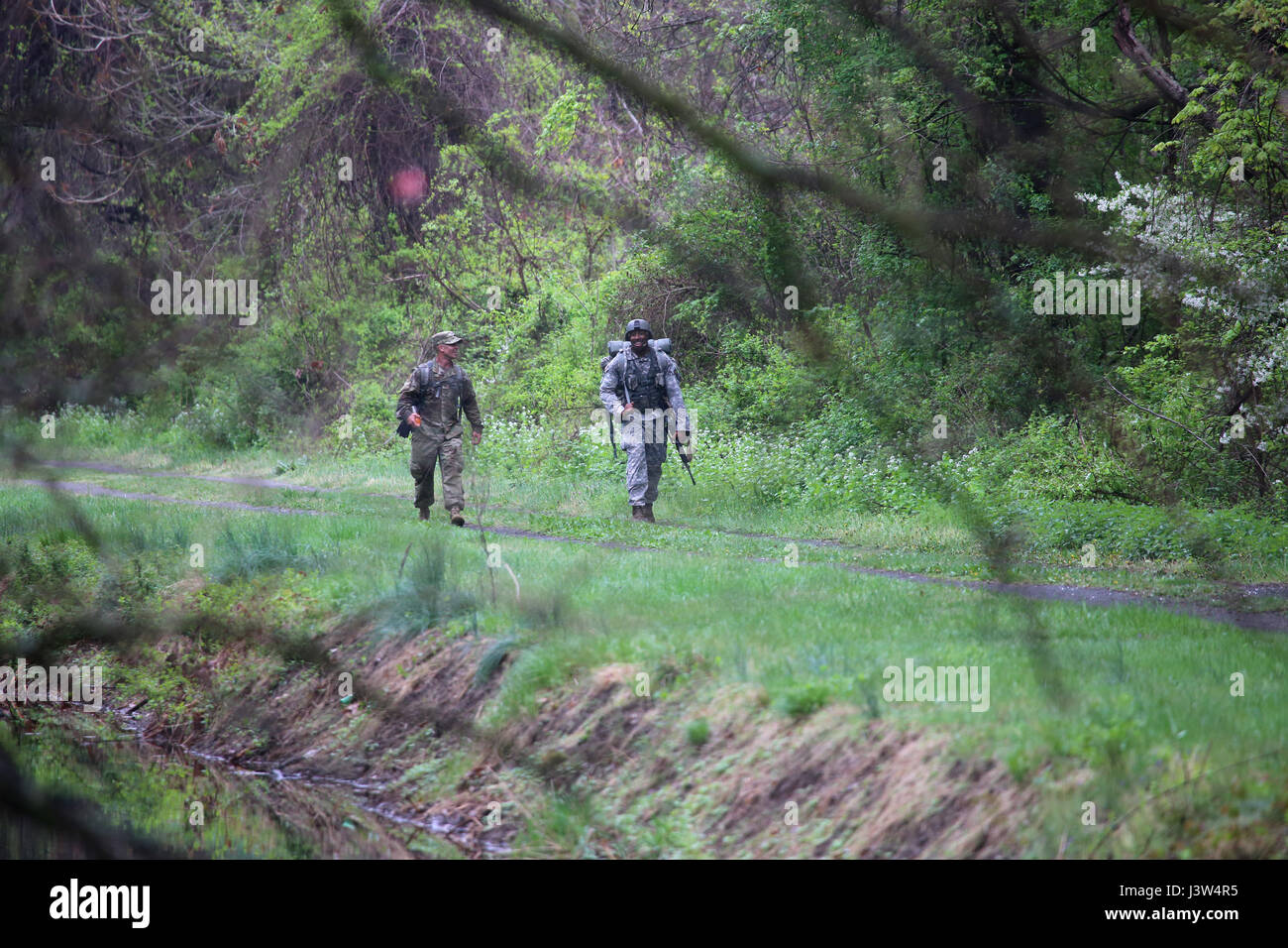 U.S. Army Sgt. Daniel Beachum, right, New Jersey Army National Guard ...