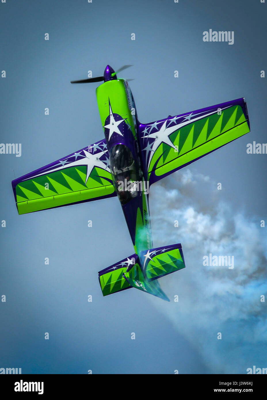 Gary Ward performs an aerobatic maneuver in his MX2 aircraft during the ...