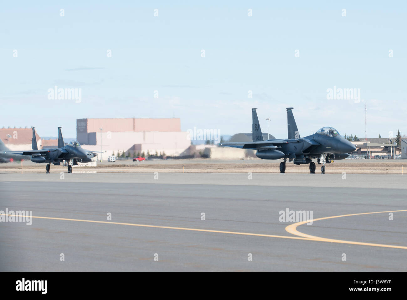 A U.S. Air Force F-16 Fighting Falcon from the 18th Aggressor Squadron ...
