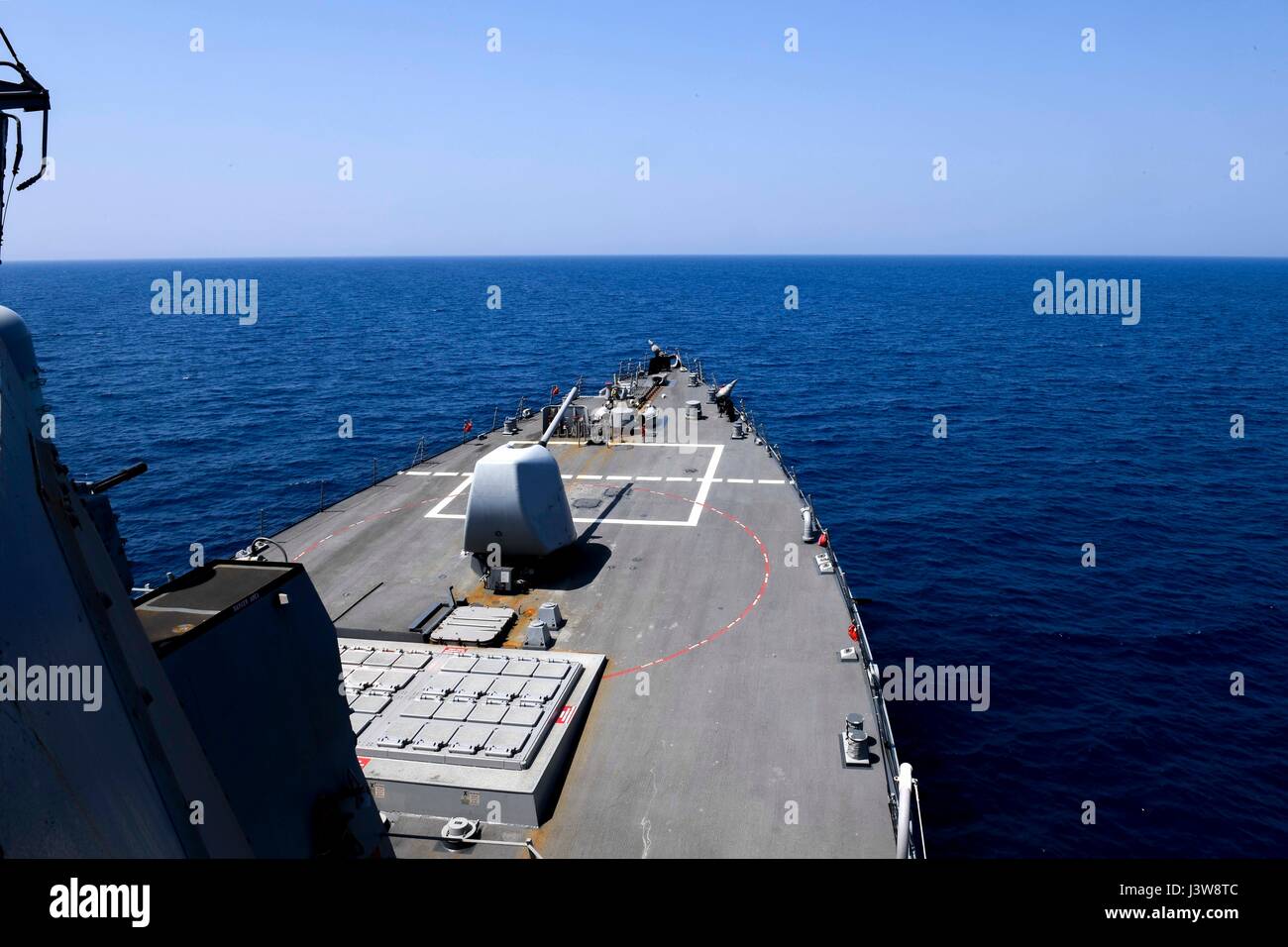 Arleigh burke class guided missile destroyer uss oscar austin ddg 79 hi ...