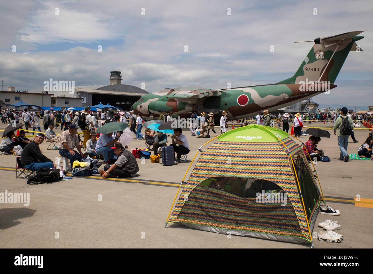 Japanese locals view various U.S. and Japanese static display aircraft ...