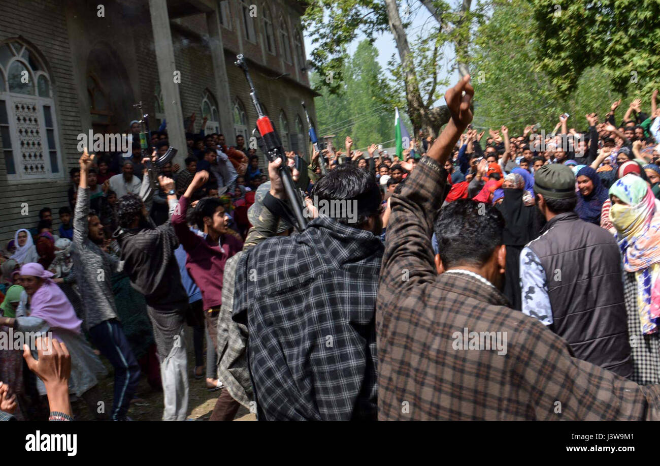 Thousands attend the funeral of a local rebel Fayaz Ahamed Ashwar Alais ...
