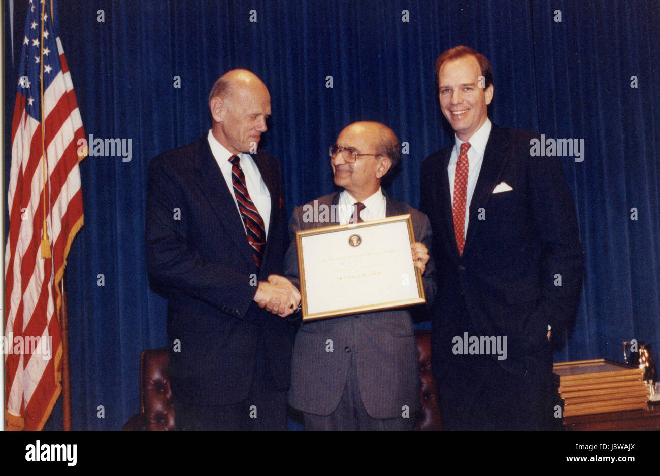 ROSKENS- END HUNGER AWARDS 1990 - Administrators on stage with awardee ...