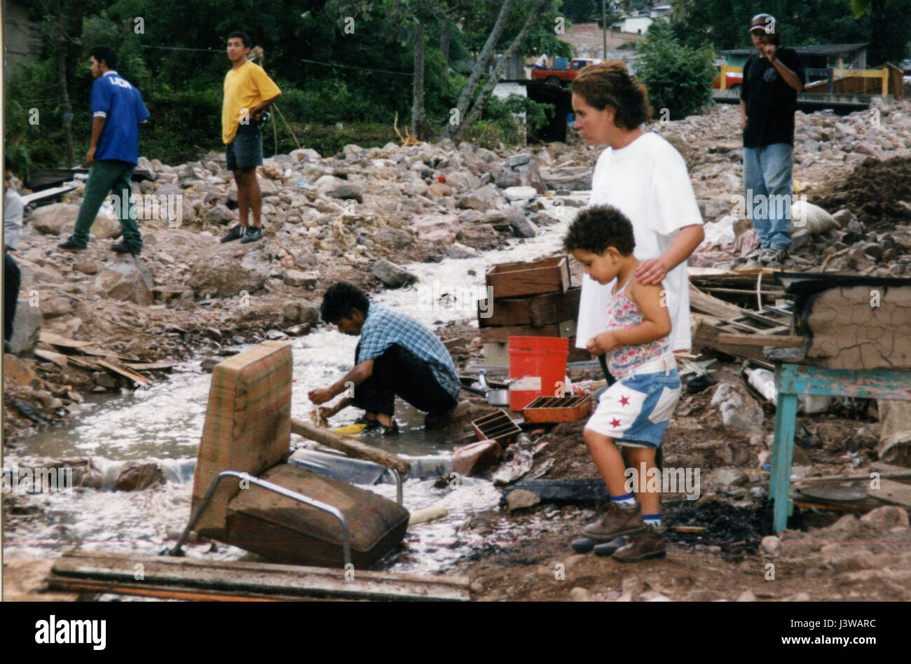 kids playing in stream Stock Photo - Alamy