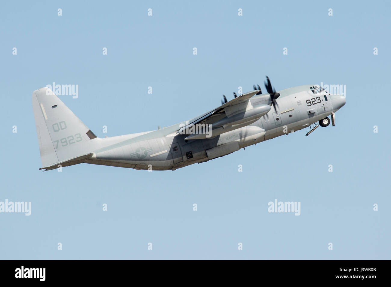 A KC-130J Hercules with Marine Aerial Refueler Transport Squadron (VMGR ...