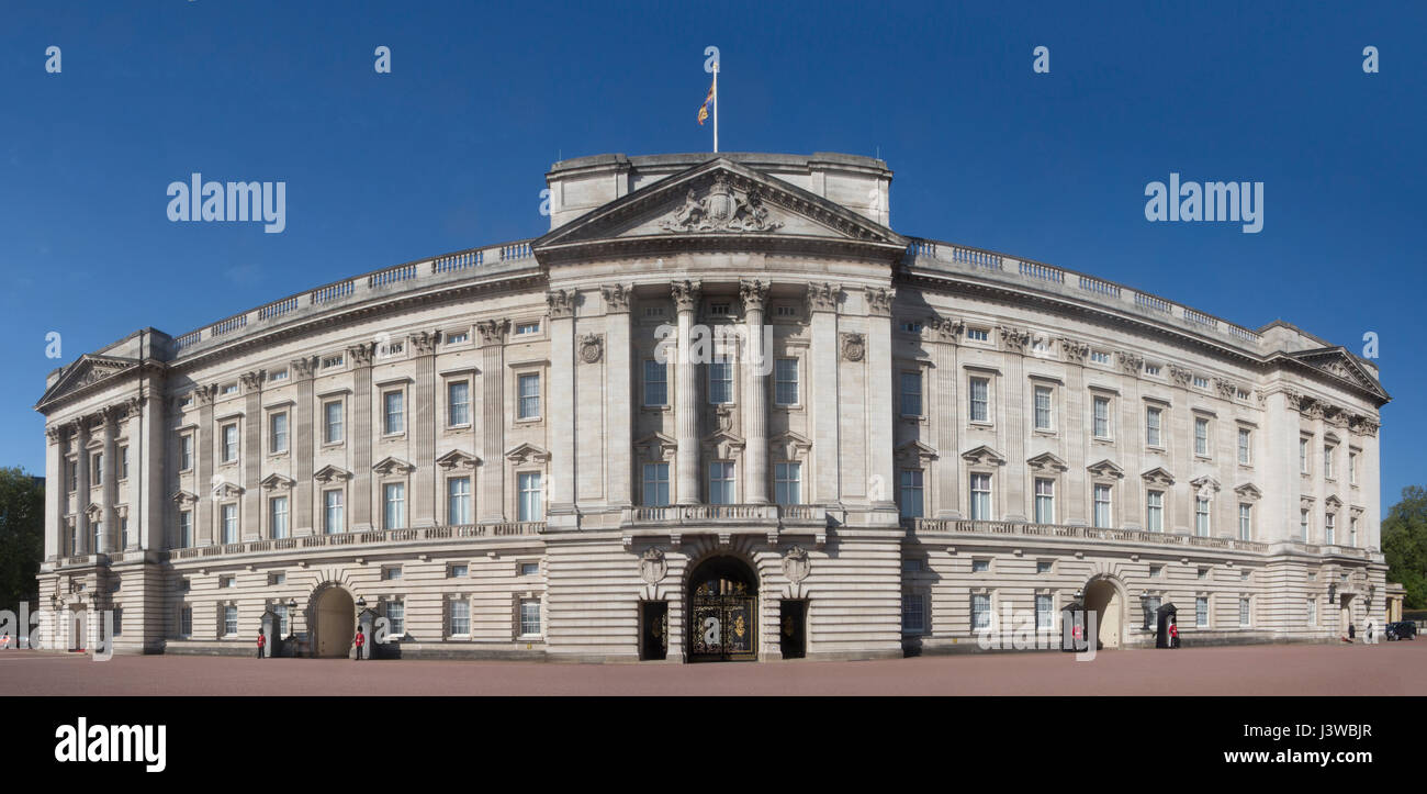 A fisheye view of Buckingham Palace with the Royal Standard flying ...