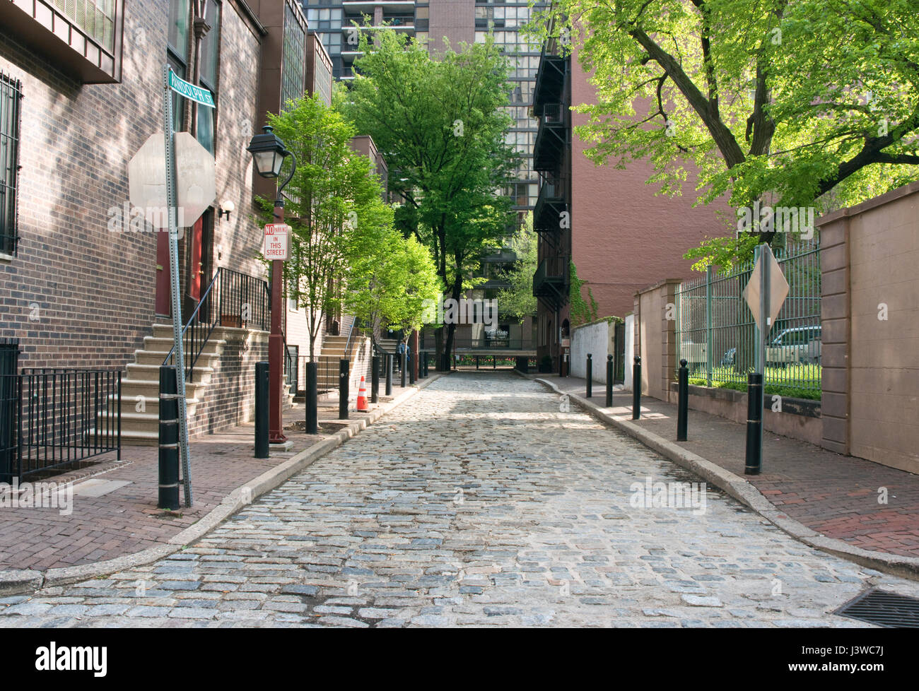 Walnut street prison hi-res stock photography and images - Alamy