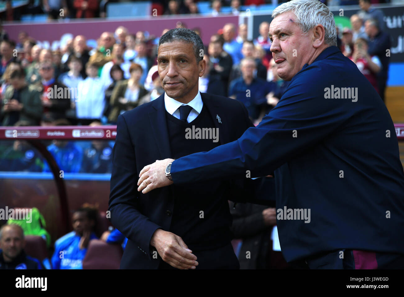 Brighton & Hove Albion manager Chris Hughton (left) and Aston Villa's ...