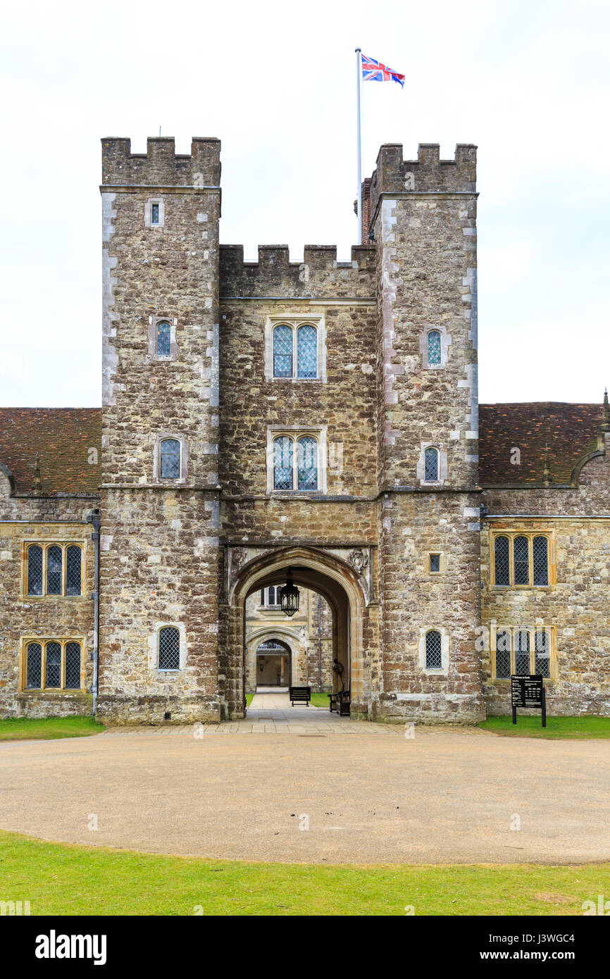 Knole House, 16th century historic English country estate in Kent ...