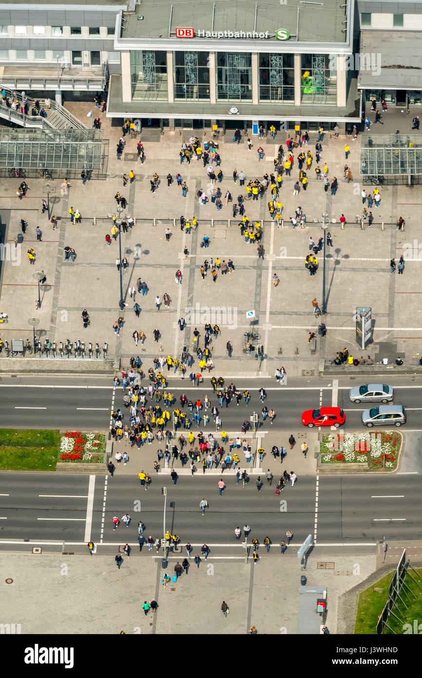 Fans eye view hi-res stock photography and images - Alamy