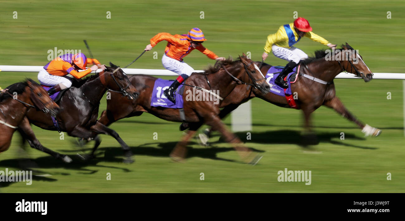 R fitzpatrick hi-res stock photography and images - Alamy