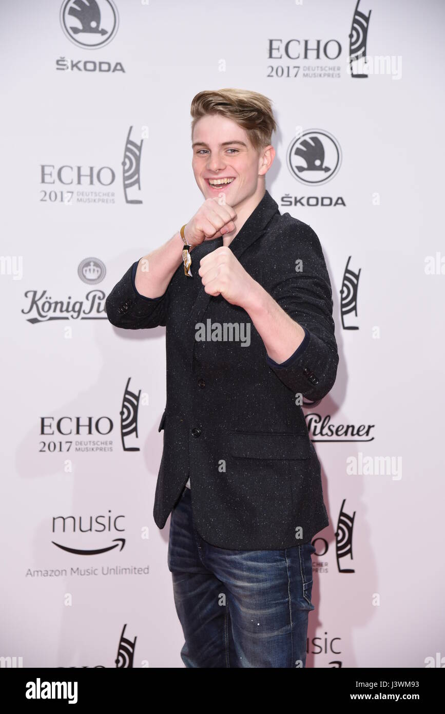 Vincent gross hi-res stock photography and images - Alamy