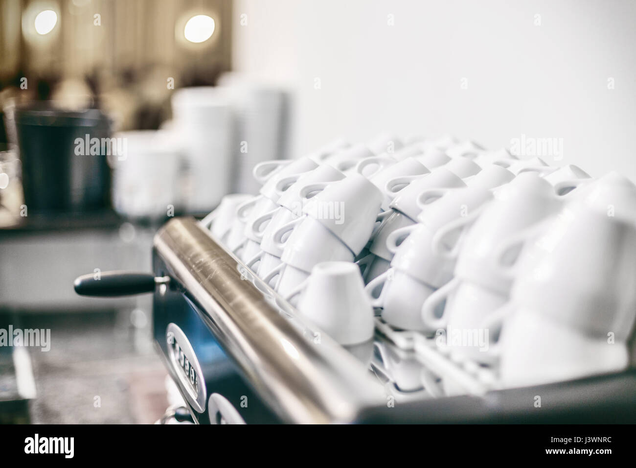 Lot of empty coffee cups in cafe bar Stock Photo - Alamy