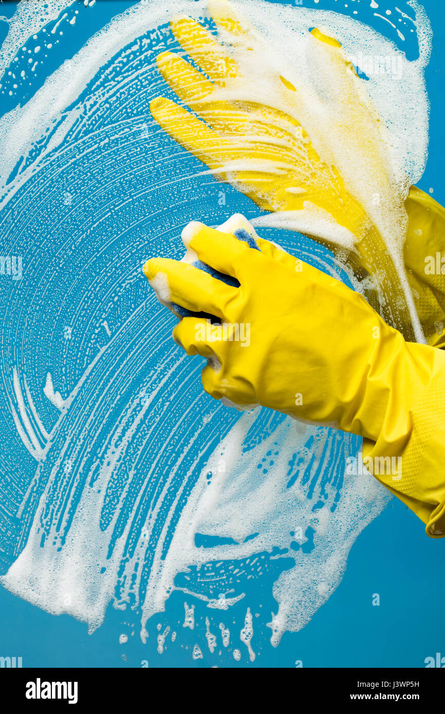 Cleaning the window Stock Photo - Alamy