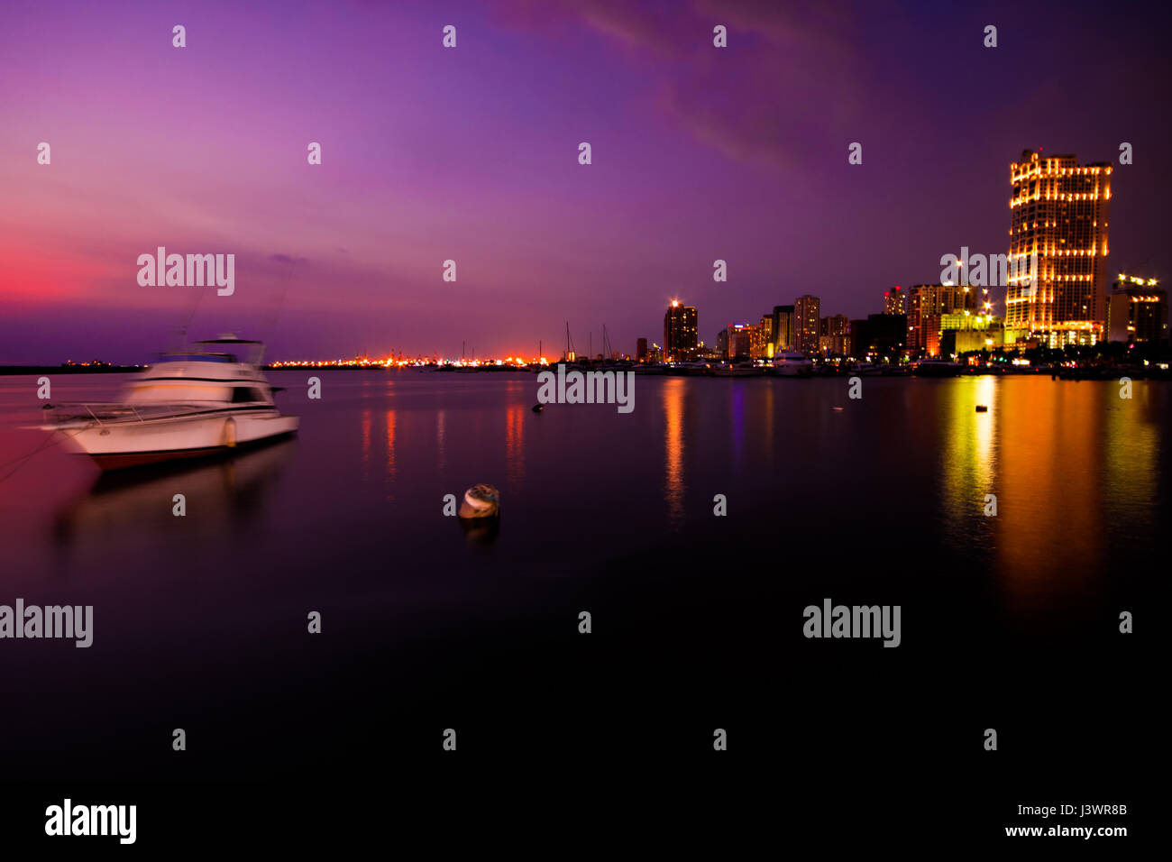 Harbor Square, Manila Bay, Philippines Stock Photo - Alamy
