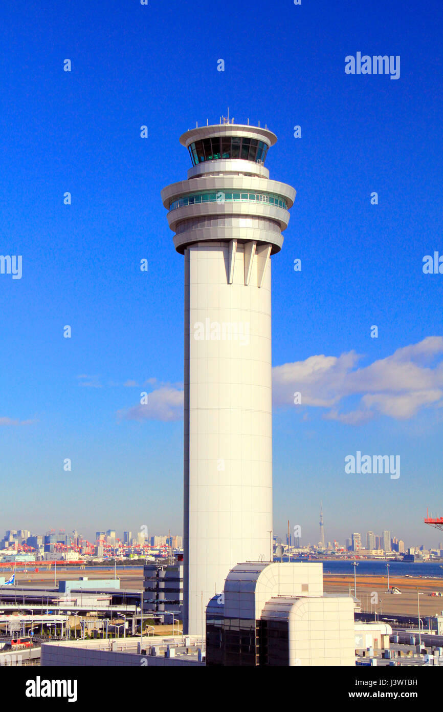 Air traffic control tower aeroplane hi-res stock photography and images ...