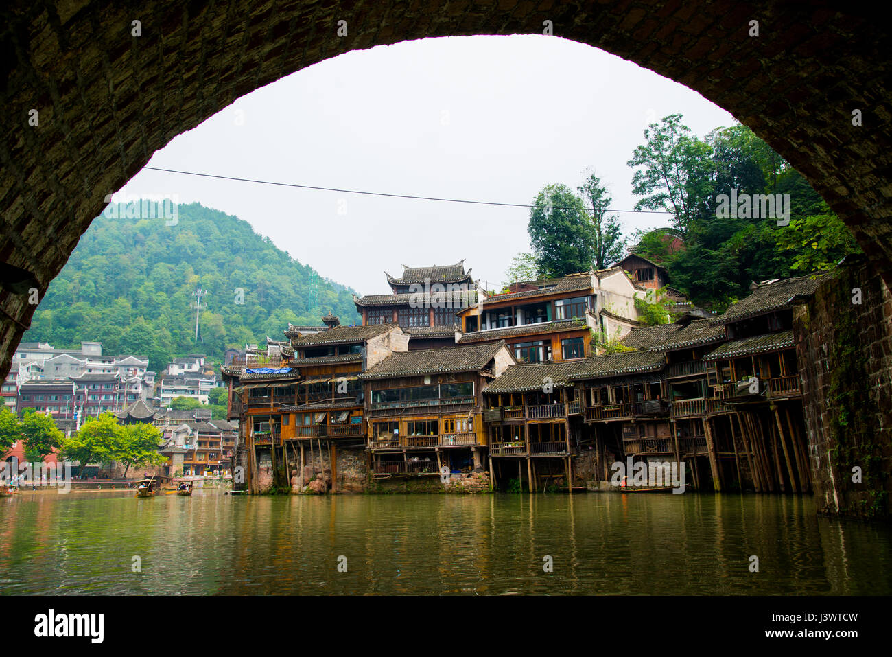 Chinese river boat hi-res stock photography and images - Alamy