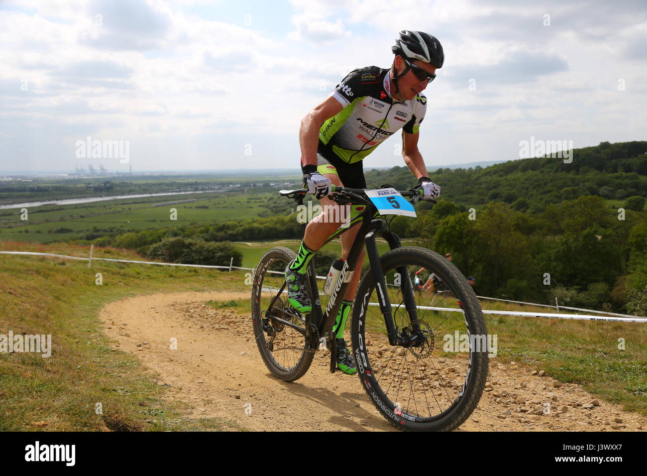 Hadleigh, Essex. UK. 7th May, 2017. The race is the biggest of the year ...