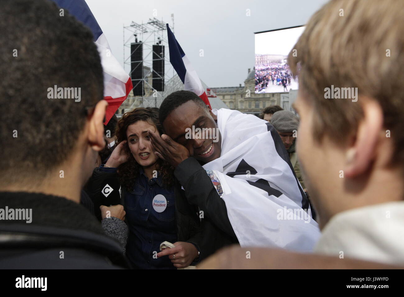 Emmanuel macron louvre hi-res stock photography and images - Alamy