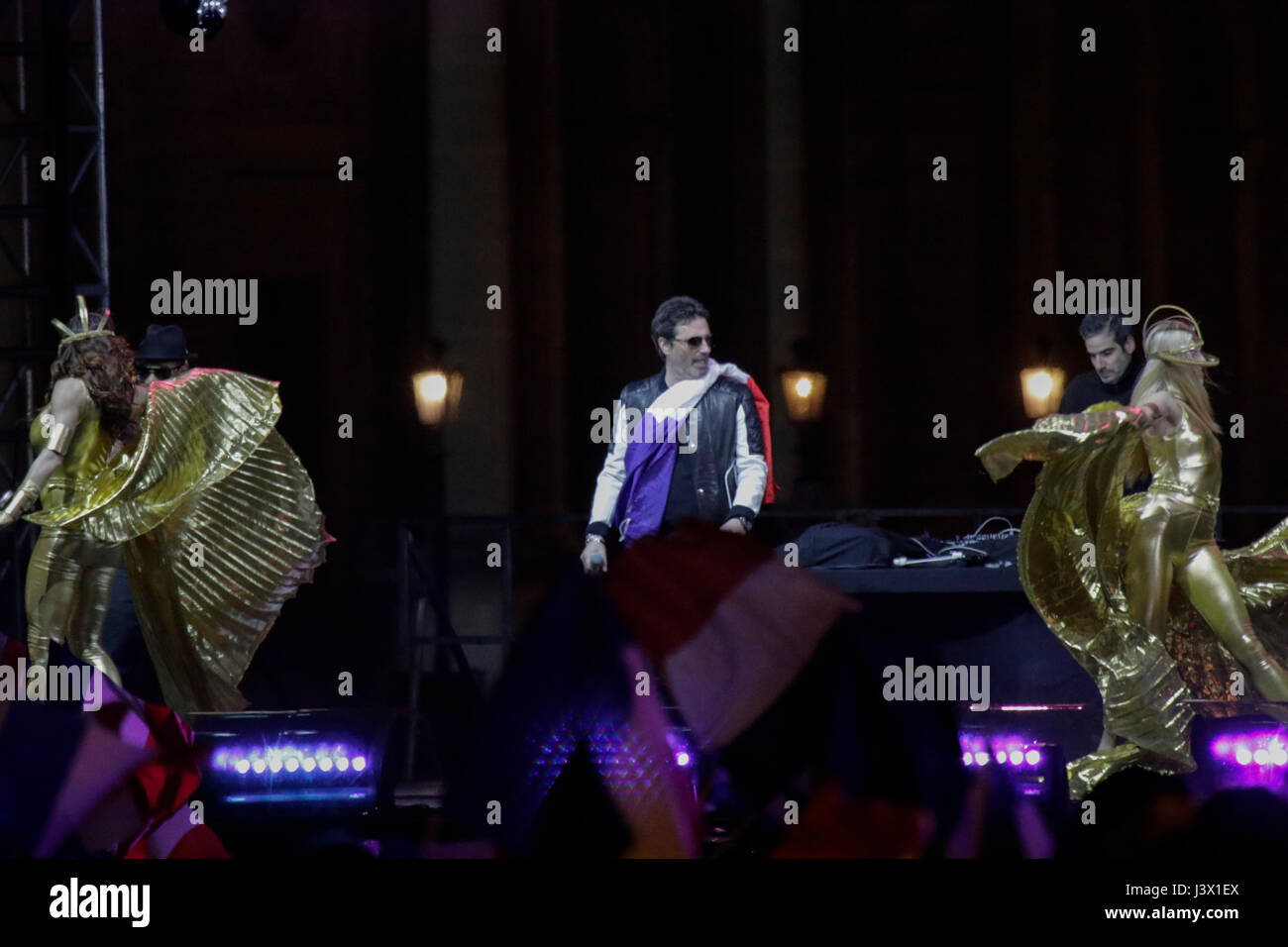 Paris, France. 7th May 2017. A dance performance is part of the ...