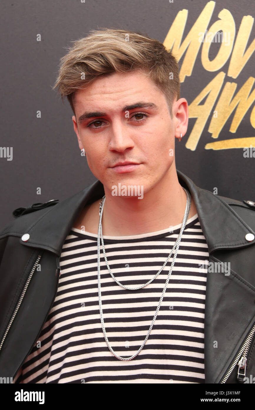 Los Angeles, Ca, USA. 7th May, 2017. Sammy Wilk at the 2017 MTV Movie ...