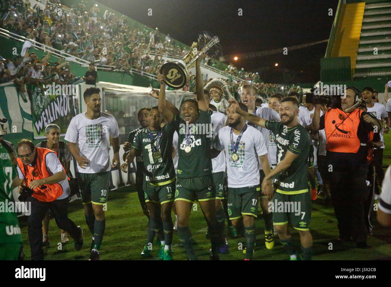 CHAPEC', SC - 07.05.2017: CHAPECOENSE X AVAÍ - Olympic round, delivery ...